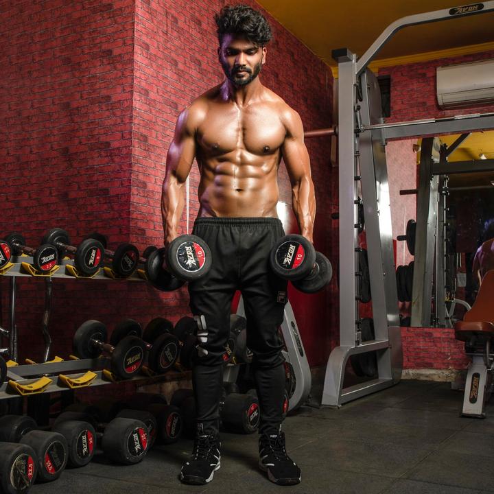 Phla pyr tu mera tuhi sb kuch #bff #cuteness #pyr #manish @aashijakhad ...